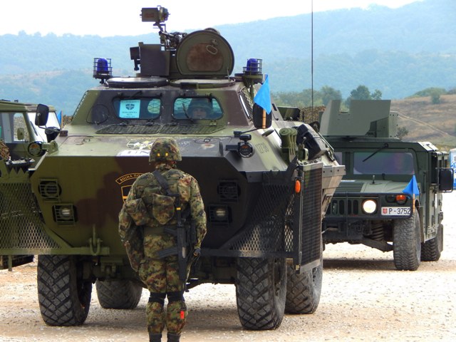 Završena vežba Srpski štit 15: Vojnici spremni za misiju u Libanu FOTO ...