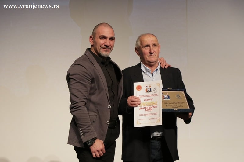 Teodora Stojanović i Aleksandar Janjić najbolji sportisti Vranja FOTO ...